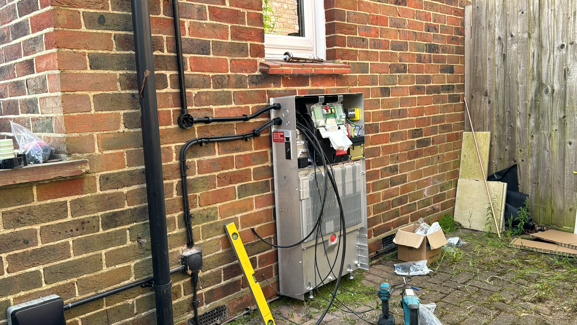 The First Tesla Powerwall 3 in the UK