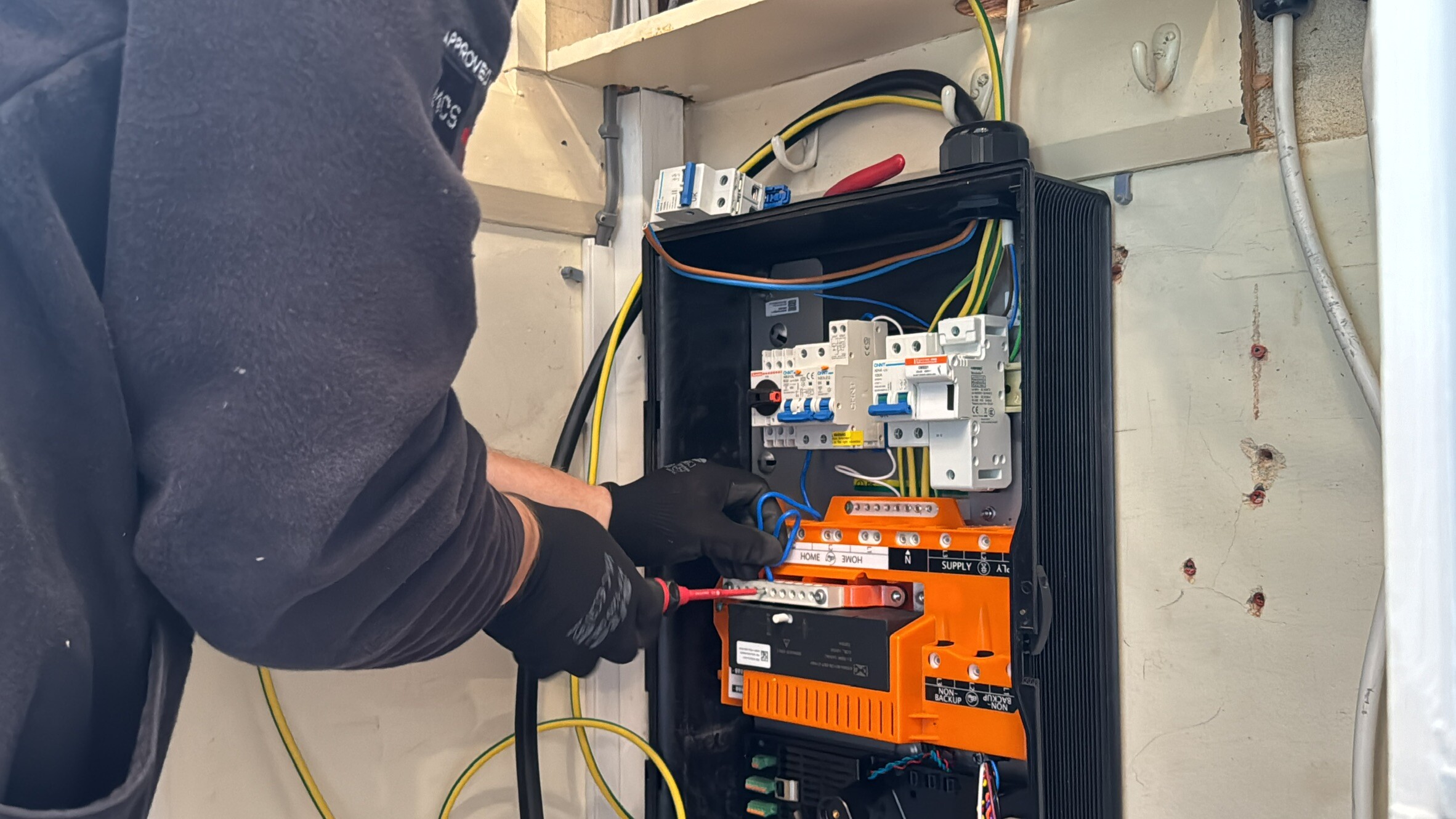 The First Tesla Powerwall 3 in the UK