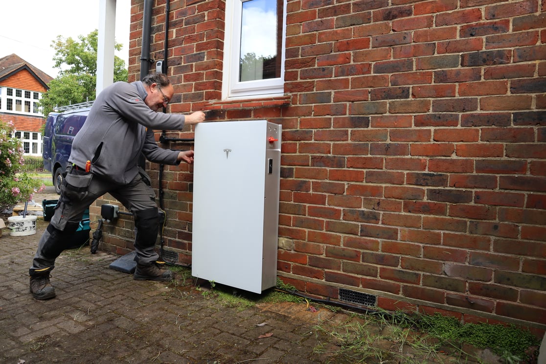The First Tesla Powerwall 3 in the UK
